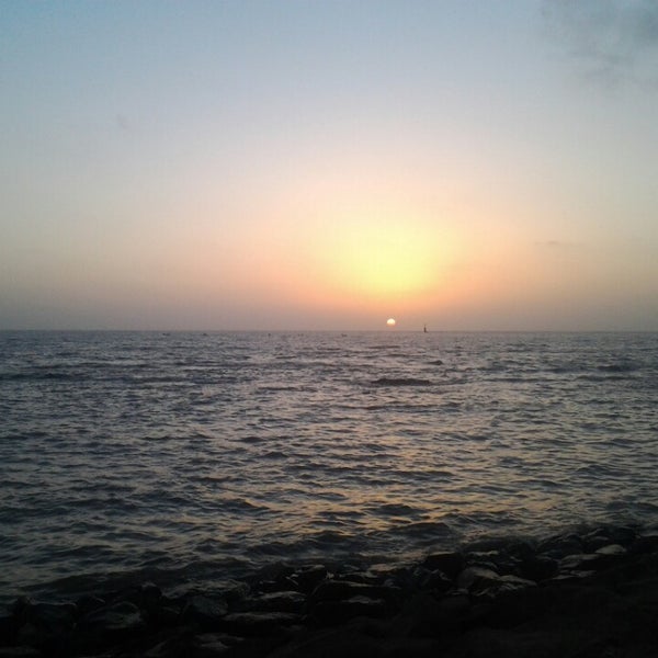 Carter Road Promenade - Bandra West - Naushad Ali Marg