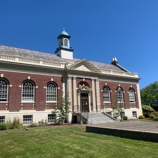 Longview Public Library - Library in Old West Side
