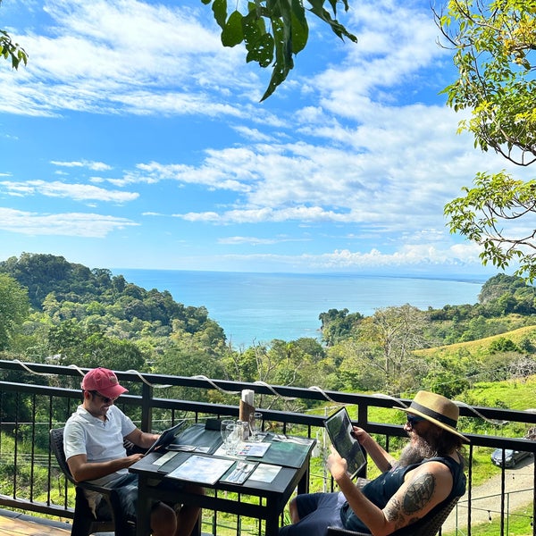 Ronny's Place - Manuel Antonio, Puntarenas