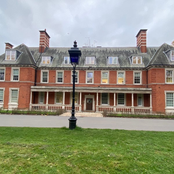 The Old Police House - Historic and Protected Site in London
