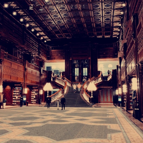 Photos at Iran Mall Public Library | کتابخانه ایران‌ مال - Library in ...