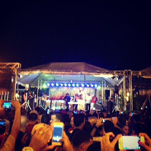 Plaza De Hatillo - Plaza in Hatillo