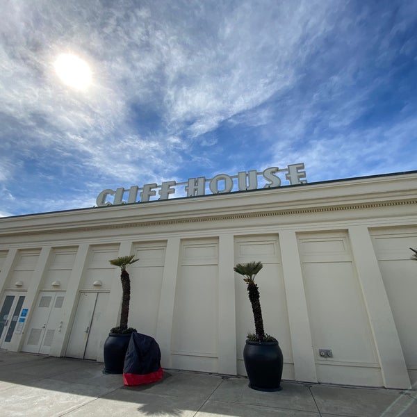 The Bistro at Cliff House - 43 tips