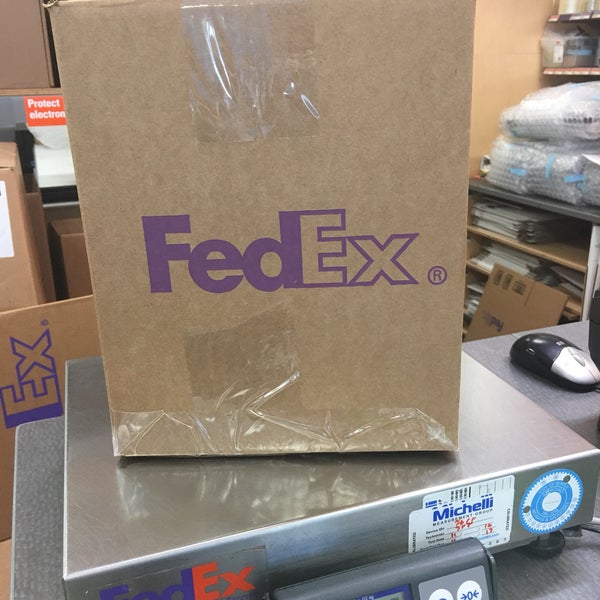 FedEx Office Print & Ship Center - Lower Queen Anne - 606 1st Ave N