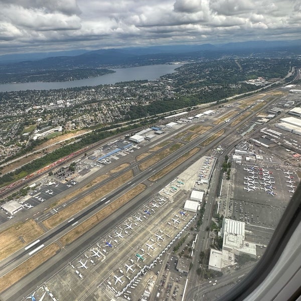 Boeing Field/King County International Airport (BFI) - Georgetown ...