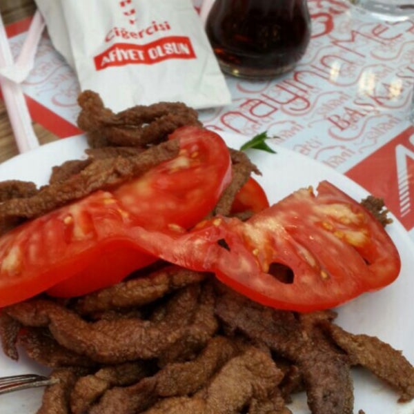 Ciğerci Şaban - Üçevler'de Türk Restoranı