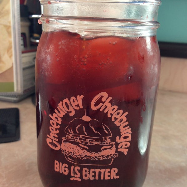 Cheeburger Cheeburger - 28 tips