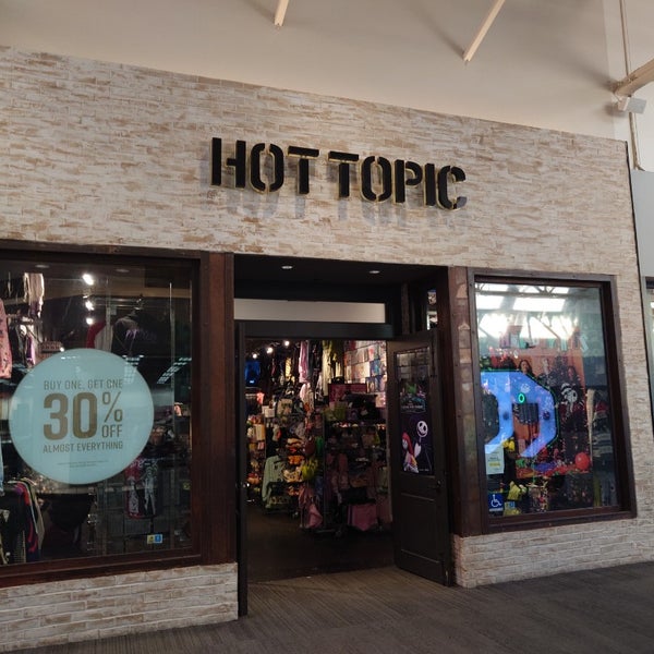 Hot Topic - Midtown - Milpitas, CA