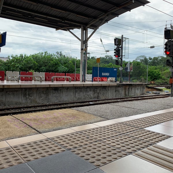 KTM Komuter Bangi (KB08) Station - Rail Station in Bangi