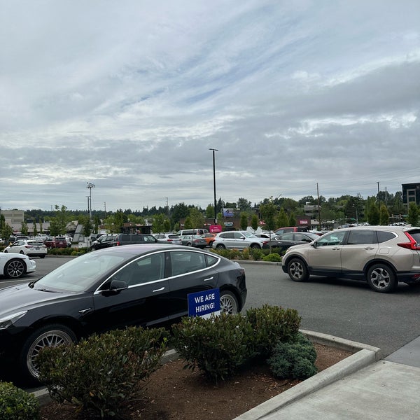 Factoria Village - Shopping Mall in Factoria