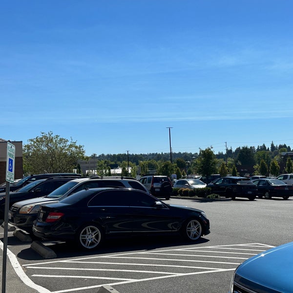 Factoria Village - Shopping Mall in Factoria