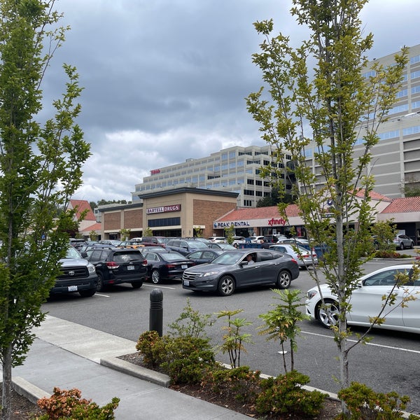 Factoria Village - Shopping Mall in Factoria