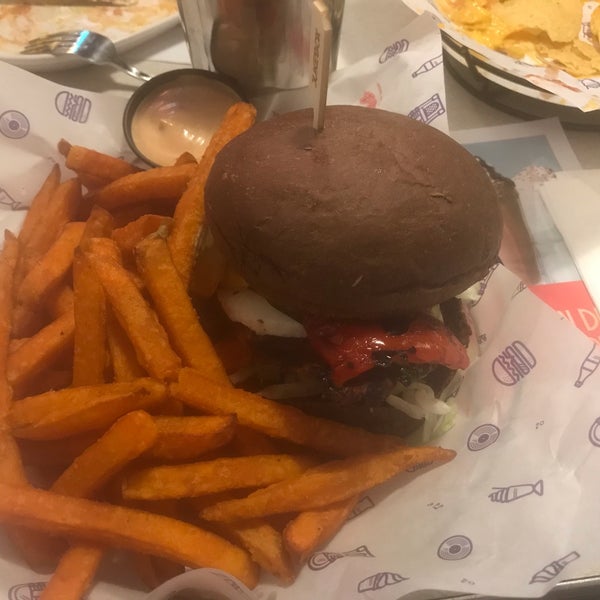 Jukebox Burgers et Bar Laitier - Dollard-des-Ormeaux - Dollard-Des ...