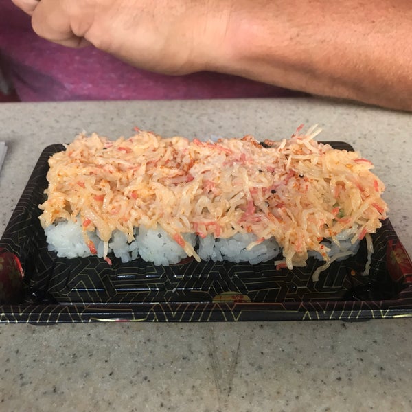 Fusion Bistro Sushi & Sake Bar - Sushi Restaurant