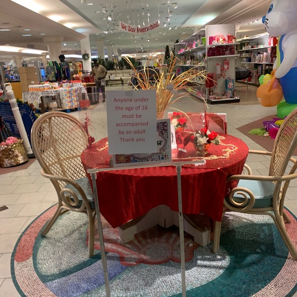 Photos at Lakeland Square Mall - Lakeland Square - Lakeland, FL