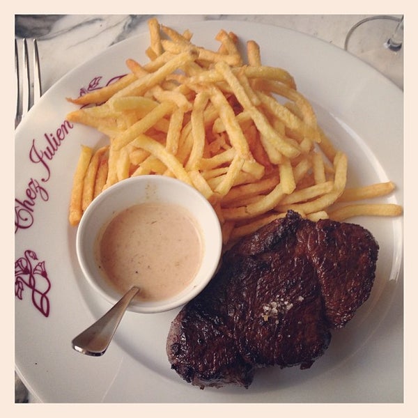 Chez Julien - Hôtel-de-Ville - 50 tips from 1147 visitors