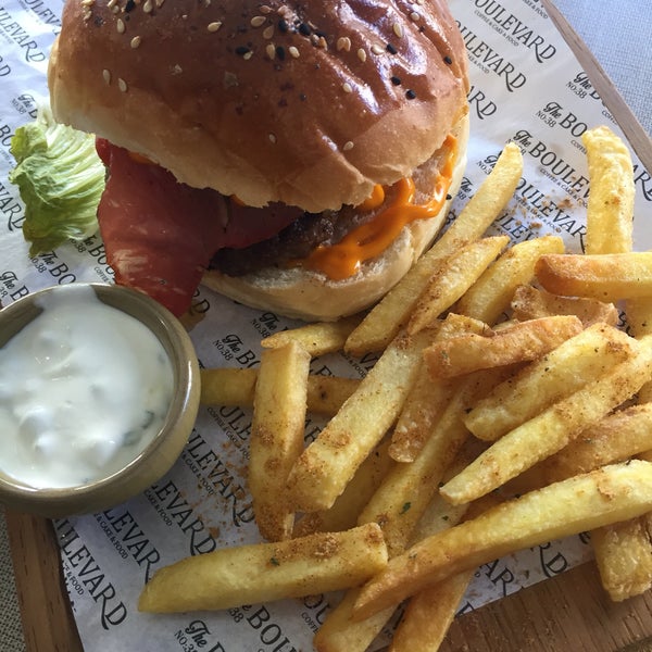 The Lockma Point - Dessert Shop