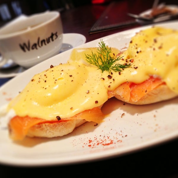 Walnuts - Café