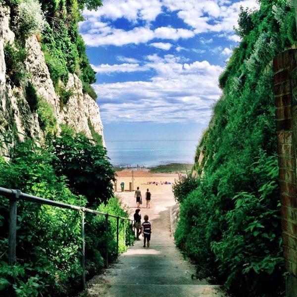 Stone Bay - Beach in Broadstairs