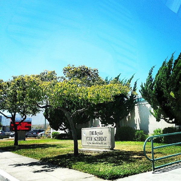 Bayside Middle School - Middle School in San Mateo