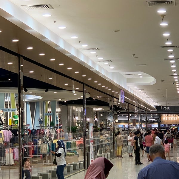 Aeon Department Store - Department Store