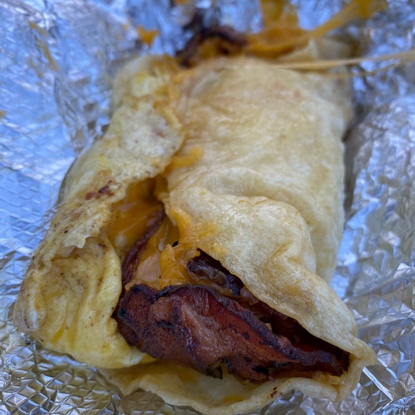 Victoria's Tacos & Grill - Taco Restaurant in Glendale