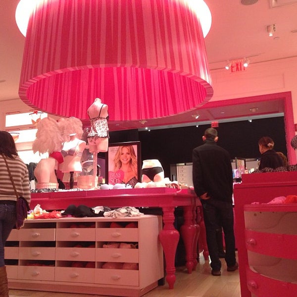 Victoria's Secret - Lingerie Store in New York