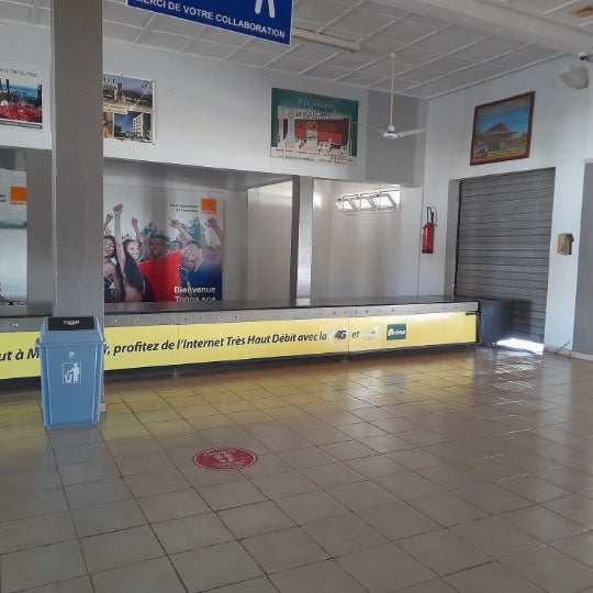 Antsiranana / Arrachart Airport (DIE) - Airport in Antsiranana