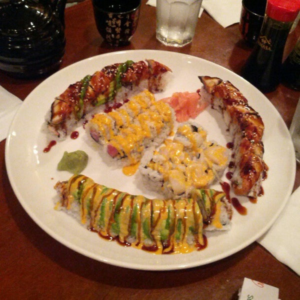 Momo Sushi & Cafe - Old Town - 58 tips