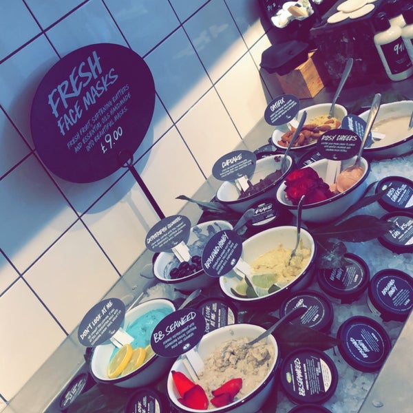 Lush - Cosmetics Shops in Mayfair