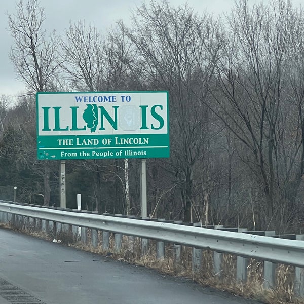 Kentucky / Illinois State Line - 9 tips from 7704 visitors
