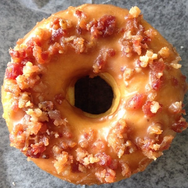 Memphis Donuts - Donut Shop