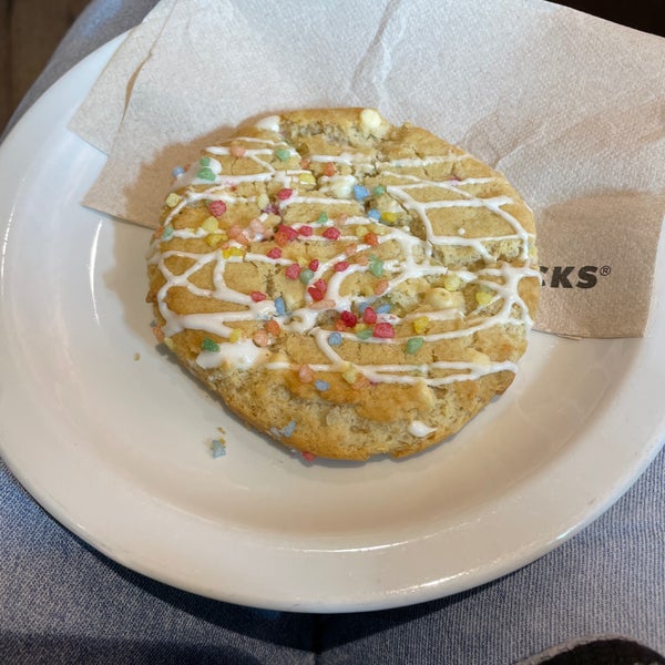 Starbucks - Enfield Town - 5 tips