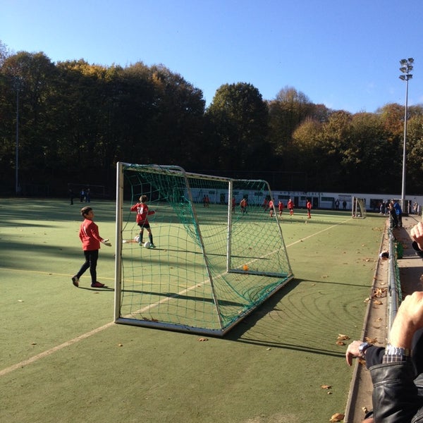 Photos at Linkebeek Hockey Club - Hockey Field