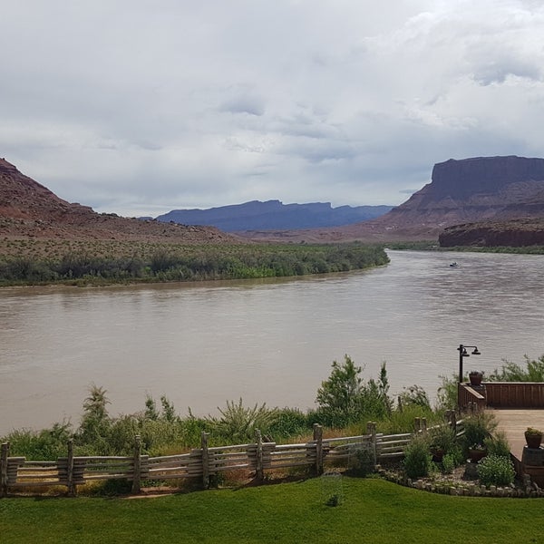 Red Cliffs Lodge - Hotel in Moab