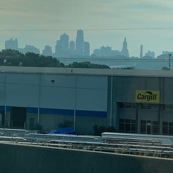 Kansas-Missouri State Line - Border Crossing in Kansas City