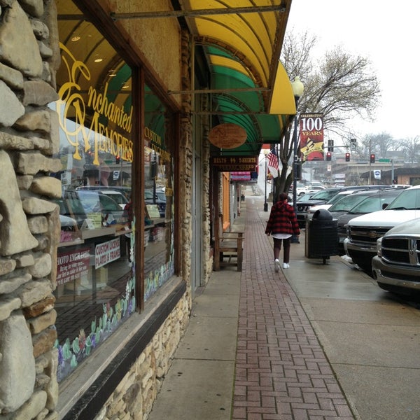 Historic Downtown Branson - 119 W Pacific St