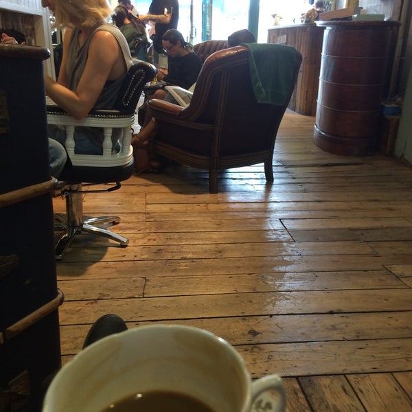 BlueTit Salon - Hackney - 121 Lower Clapton Rd