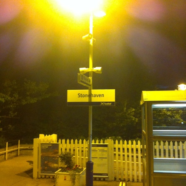 Stonehaven Railway Station (STN) - Train Station in STONEHAVEN