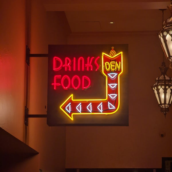 The Den - Night Club in Oakland