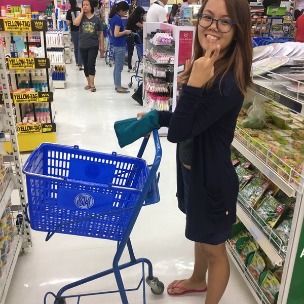 Photos at Savemore Market - Mandaluyong District 2 - Ground Flr, Light Mall