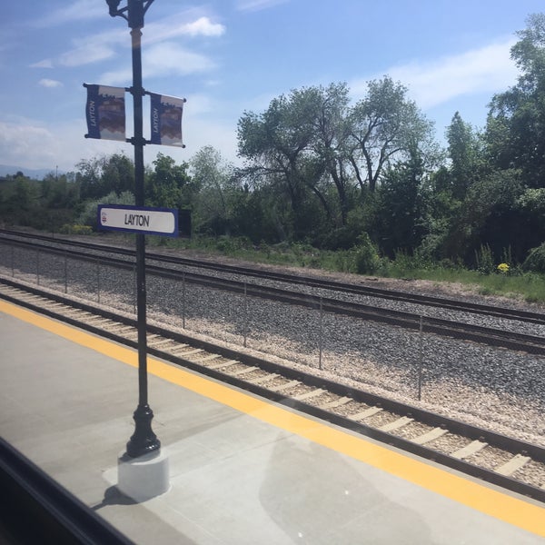 UTA FrontRunner Layton Station - 4 tips