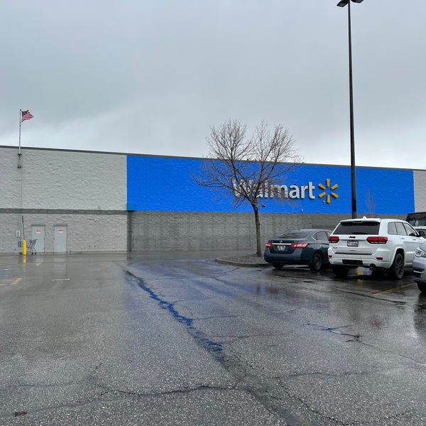 Walmart Supercenter - 3180 S 5600 W