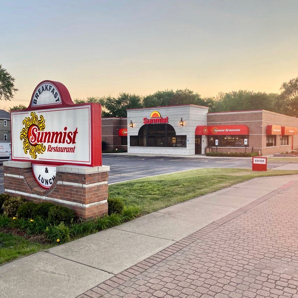 Sunmist Restaurant - 10 tips from 327 visitors