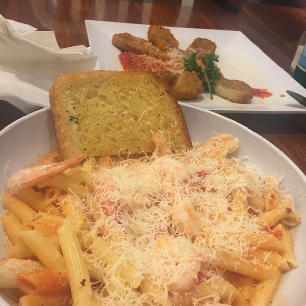 Presto Pasta - 1025 Broadbeck Dr