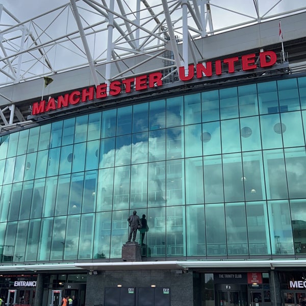 Photos at Manchester United Megastore - Souvenir Store