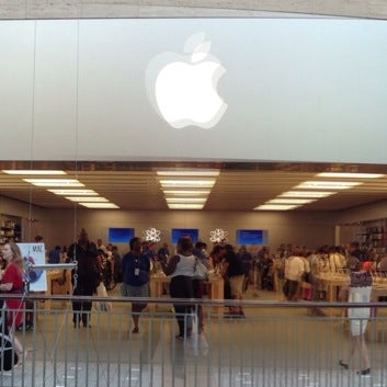 Photos at Apple Lenox Square - Electronics Store in Atlanta