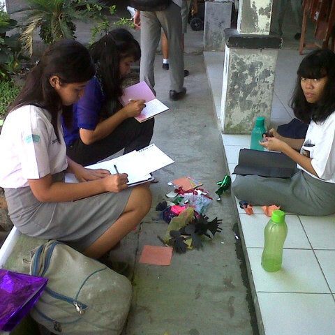 SMA Negeri 12 Medan - Perumnas Helvetia