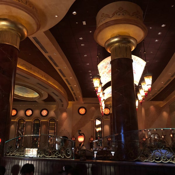 Cheesecake Factory Interior