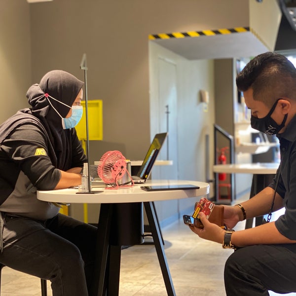 DiGi Store Ampang - 1 tip from 242 visitors
